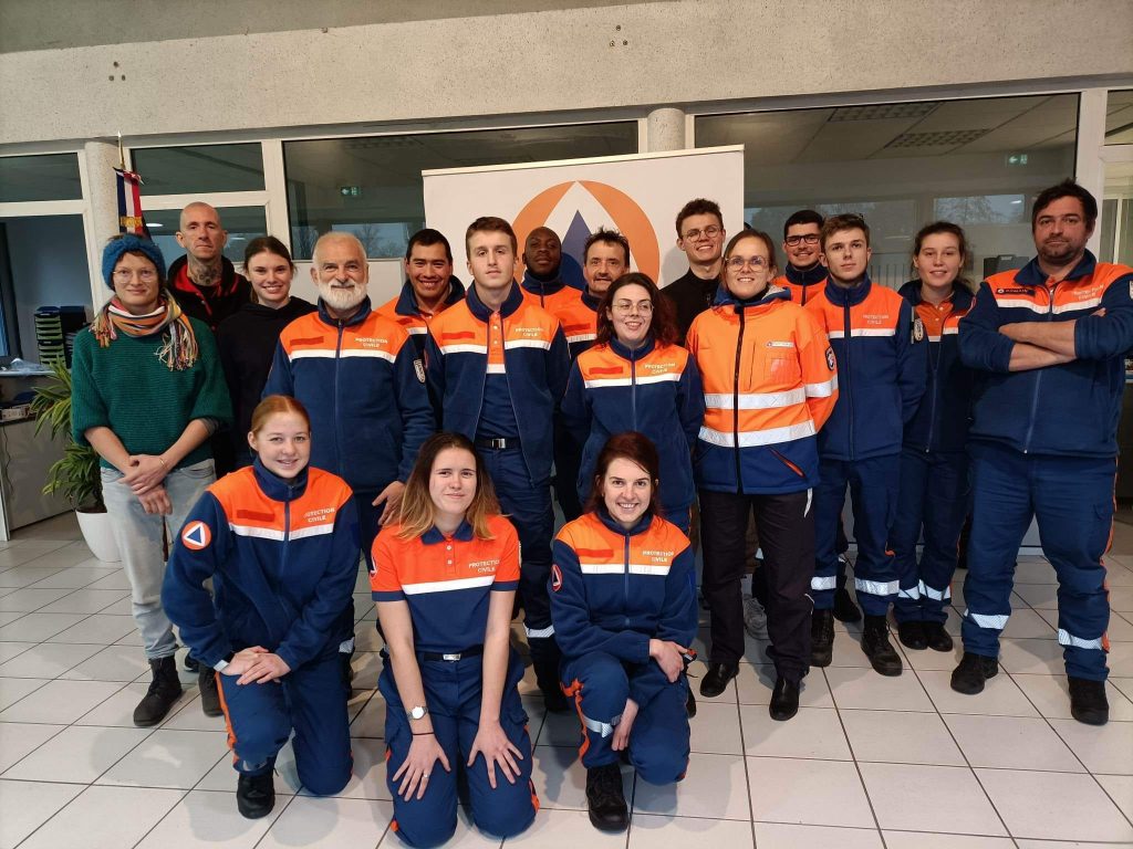 La Protection Civile forme 17 bénévoles aux premiers secours en équipe ...