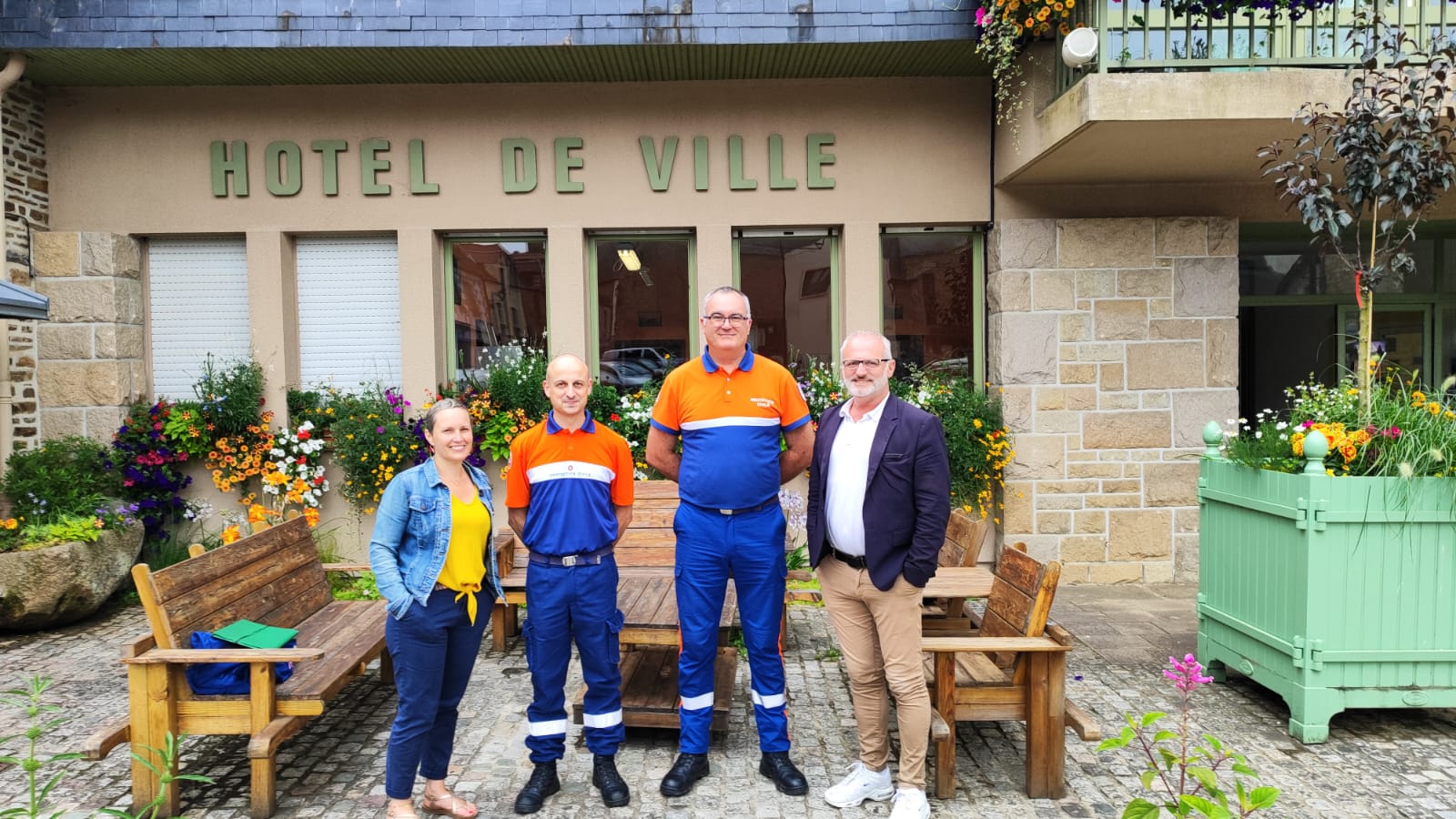 La Protection Civile s’installe à Bazouges-la-Pérouse | Protection ...